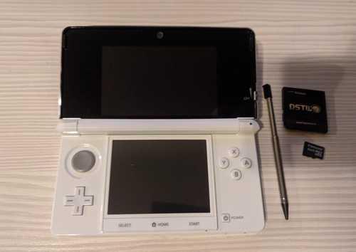 Nintendo 3DS Ice White + DS Two