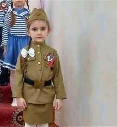 Продам военный костюм на девочку