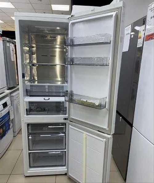 Холодильник Samsung новый