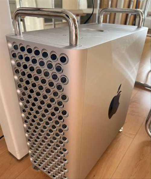 Apple mac pro tower