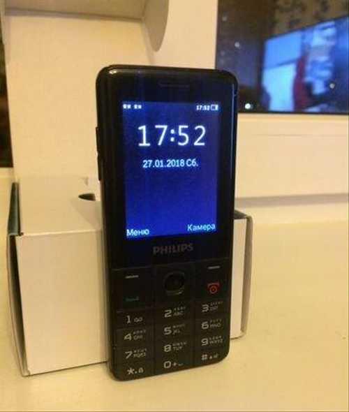 Телефон Philips E116 (4G)