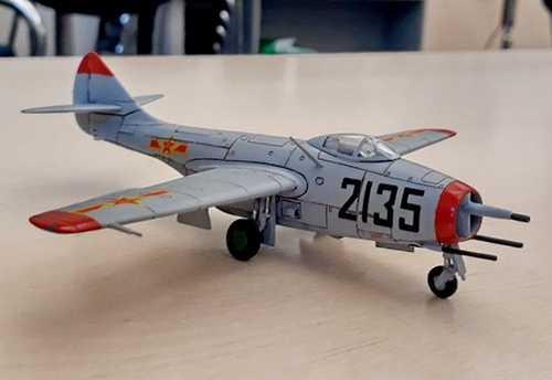 1/72 модель самолета Миг-9 истребитель