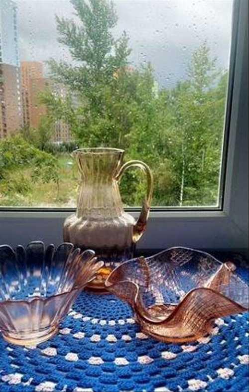 Кувшинчик и вазочки из карамельного стекла