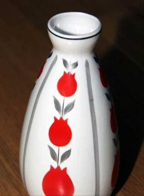 Декоративная ваза Гжель (красная) советских времён
