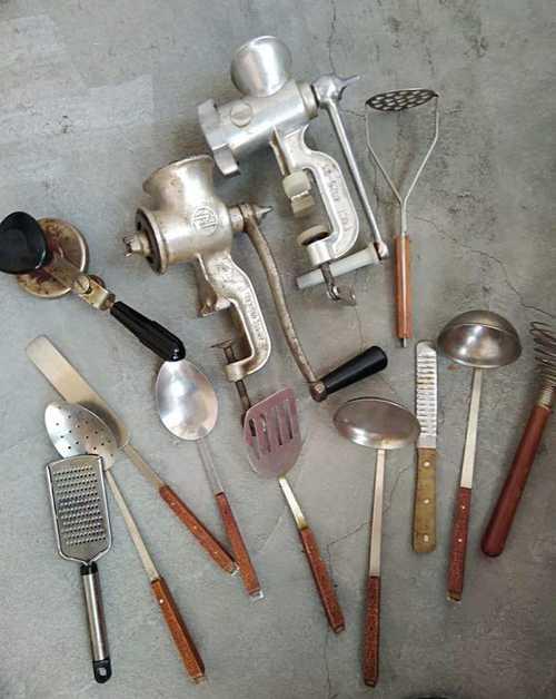 Мясорубка и посуда