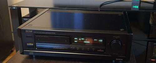 CD проигрыватель Onkyo Grand Integra DX-6990