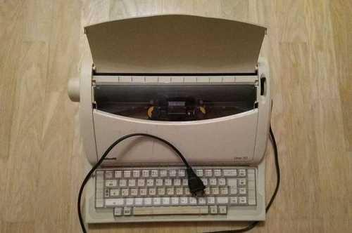 Пишущая машинка Olivetti Linea 101