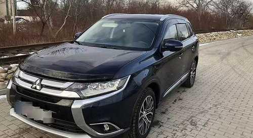 В разборе Mitsubishi Outlander 2017