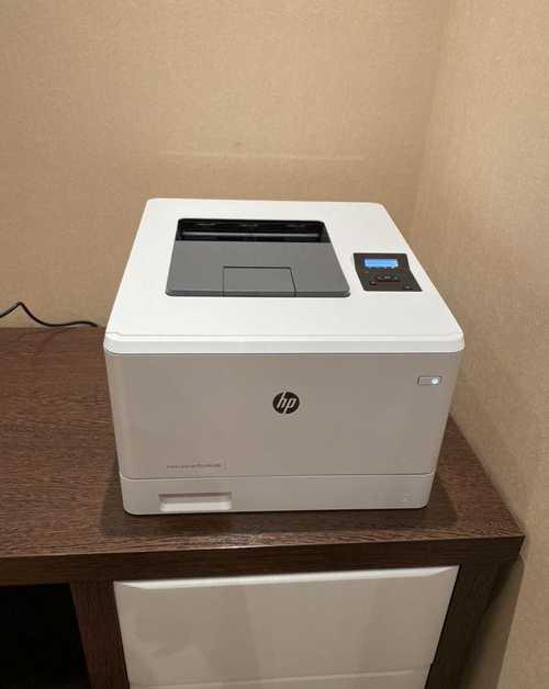 Принтер HP Color LazerJet Pro M452dn