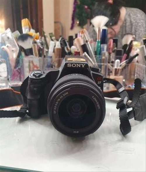 Фотоаппарат Sony alpha37