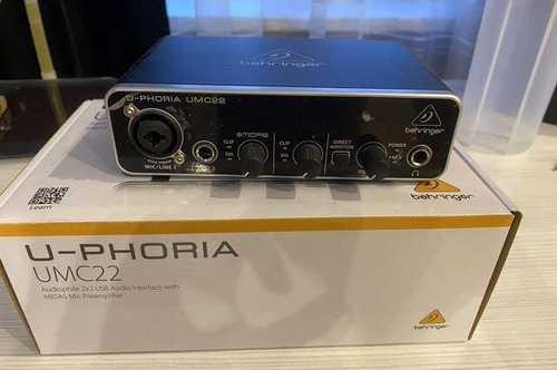 Звуковая карта behringer umc22