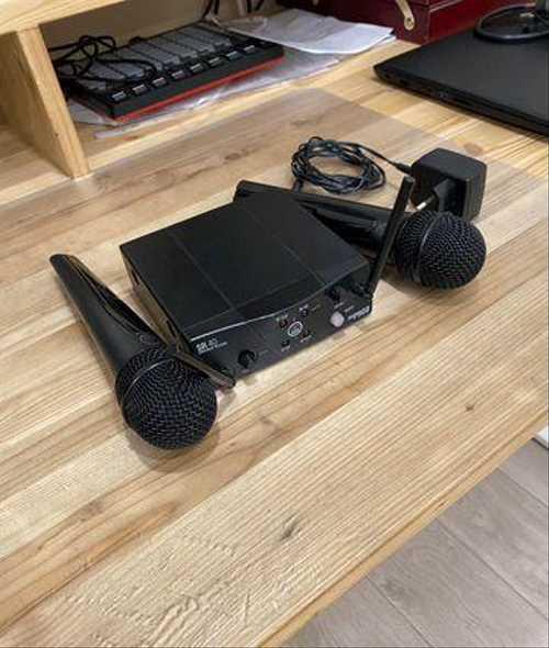 Радиомикрофон AKG SR40 Mini 2