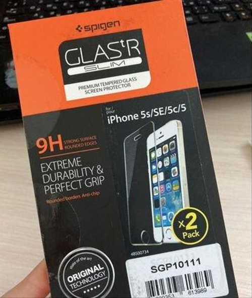 Защитное стекло на iPhone 5s/SE/5c/5