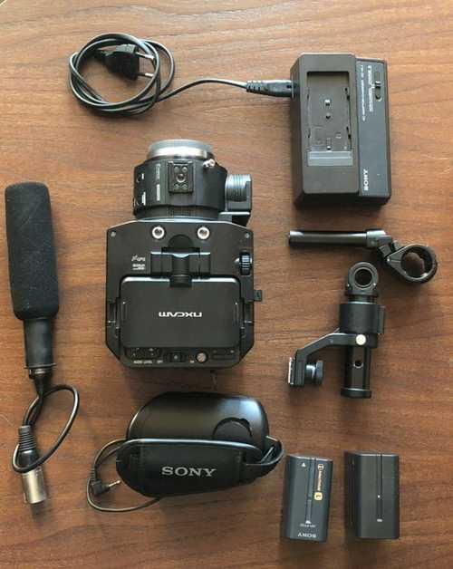 Sony NEX-FS100