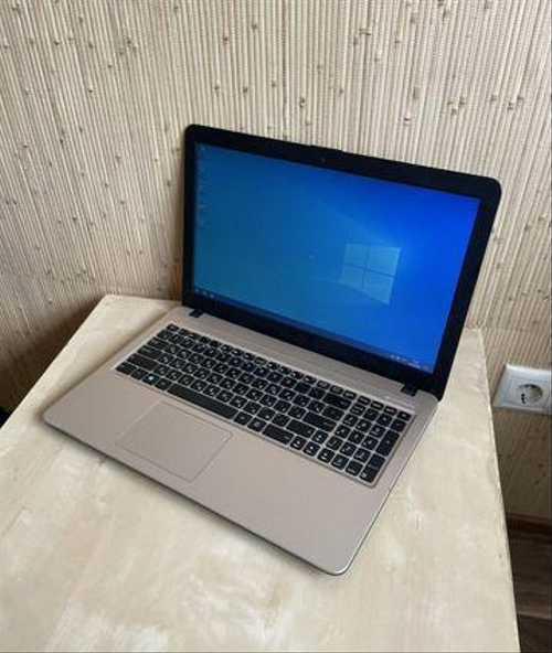 Ультрабук Asus в идеале с мощной батареей/500гб