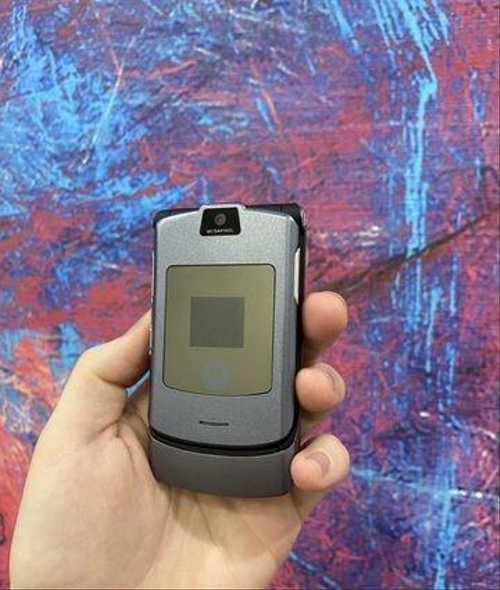 Телефон Motorola Razr V3i Grey