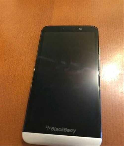 BlackBerry Z30 LTE 4G черный