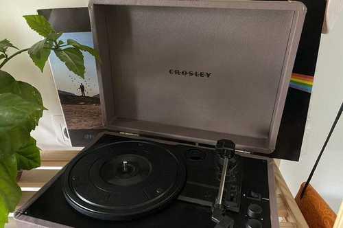 Виниловый проигрыватель crosley