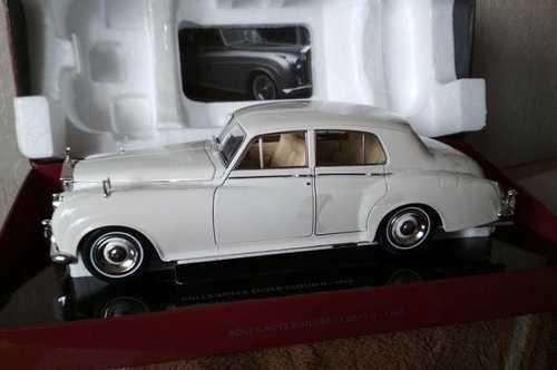 Rolls Royce Silver Cloud 1/18