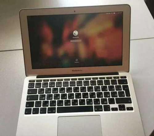 Apple MacBook Air 11 2010