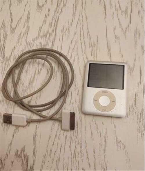 Купи Плеер iPod nano 3 поколение 4 Gb