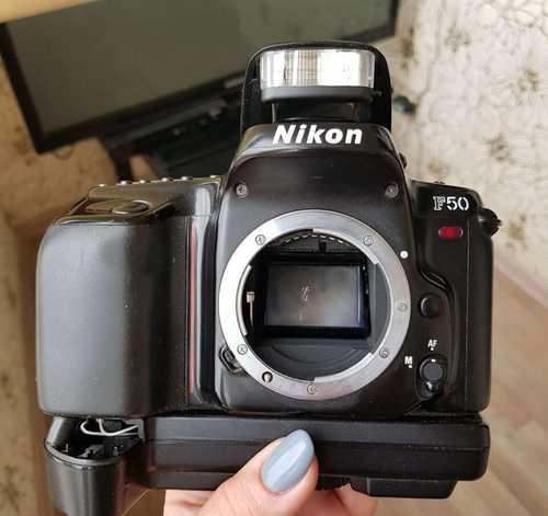 Зеркальный пленочный фотоаппарат Nikon f50