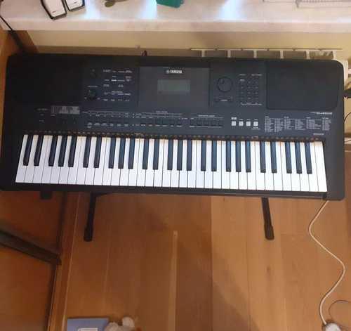Cинтезатор yamaha PSR E453