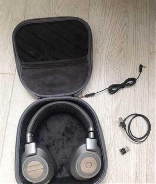 Беспроводные наушники Plantronics BackBeat PRO 2 S