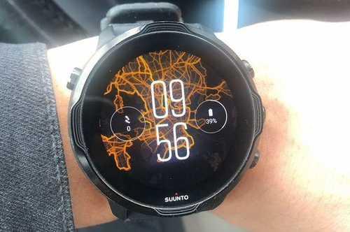 Часы Suunto 7