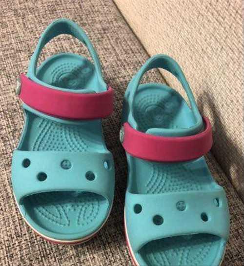 Босоножки crocs