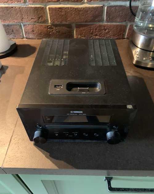 CD ресивер Yamaha CRX-550