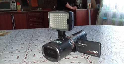 Видеокамера 3D Panasonic HDC-SDT750