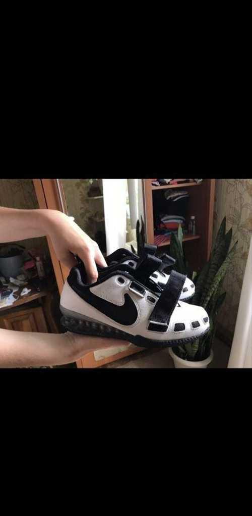 Штангетки Nike Romaleos 2