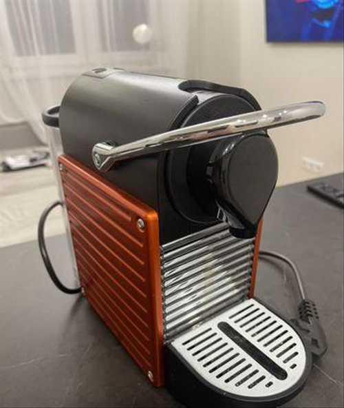Кофемашина капсульная Nespresso Pixie Electric Red