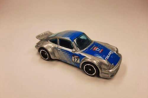 Hot Wheels Porsche 934 Turbo RSR 2016 г