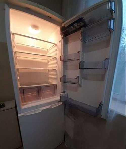 Холодильник Vestel DWR 365. 185см
