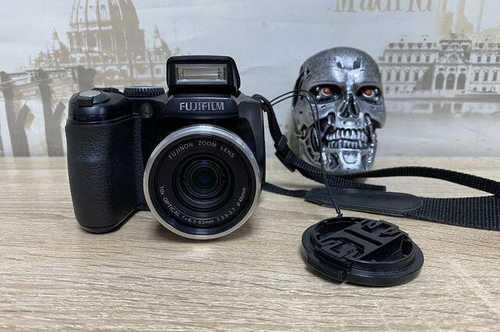 Компактный фотоаппарат Fujifilm Finepix S700