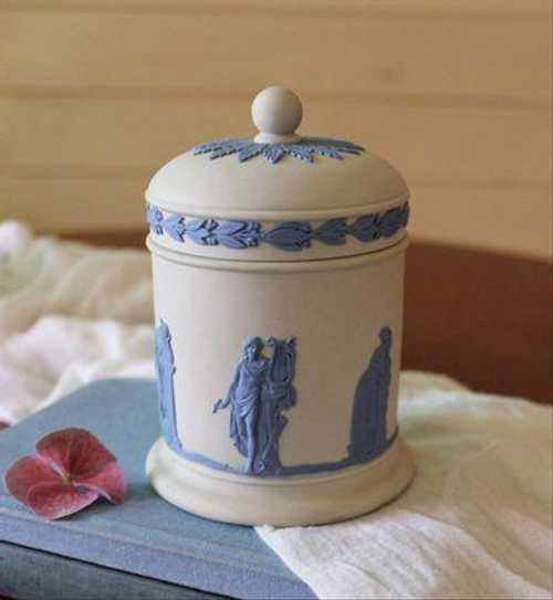 Баночка Wedgwood бисквитный фарфор, Англия