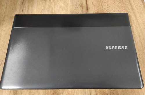 Samsung np300e5c