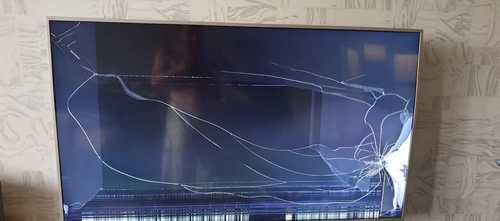 Телевизор Sony KD-55XE7077 (разбита матрица)
