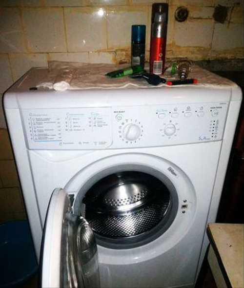 Стиральная машина Indesit