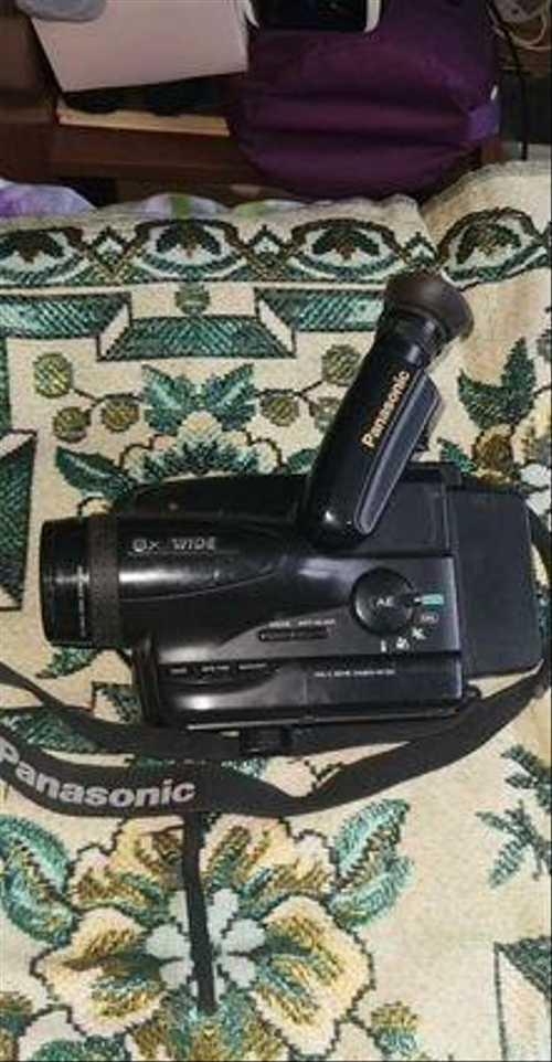 Видео камера Panasonic 8x/wide