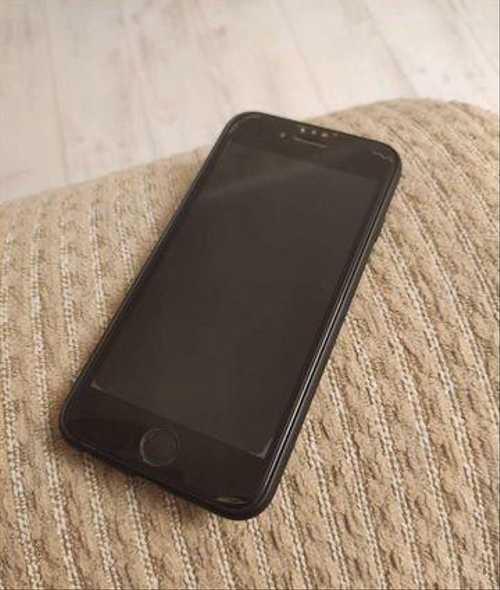 Телефон iPhone 6