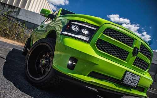 Светодиодные фары Dodge RAM