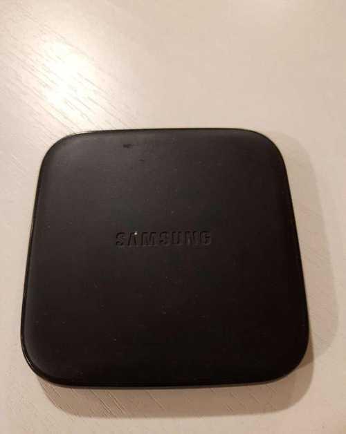 Беспроводная зарядка Samsung