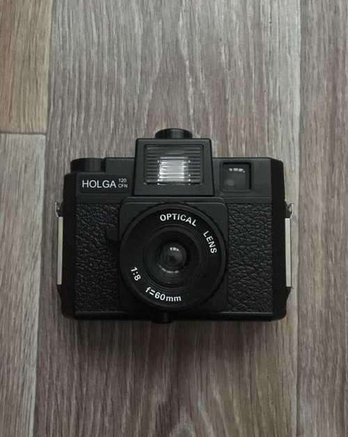 Плёночный фотоаппарат Holga 120 CFN Black
