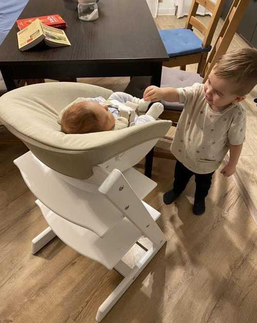 Вставка для новорождённого в стульчик stokke
