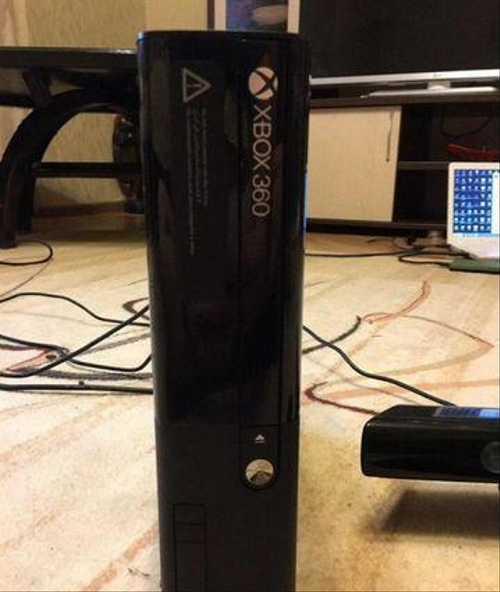 Xbox 360 + kinect + джостик + Mortal Kombat