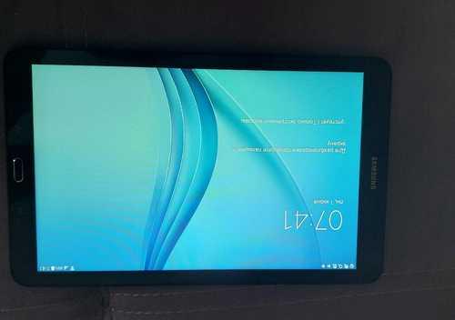 SAMSUNG GalaxyTab e sm-t561