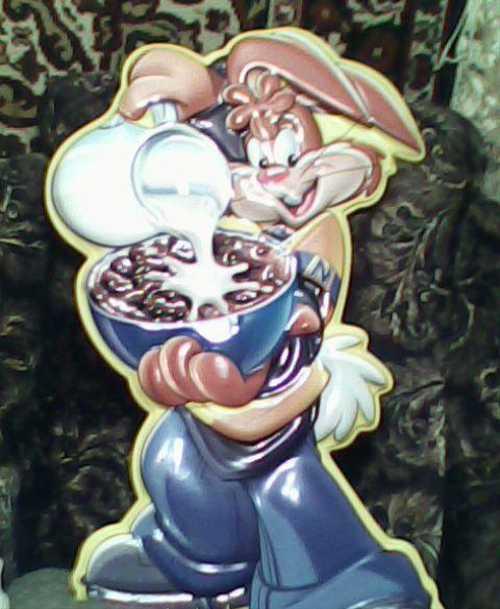 Огромный магнитик на холодильник Nesquik